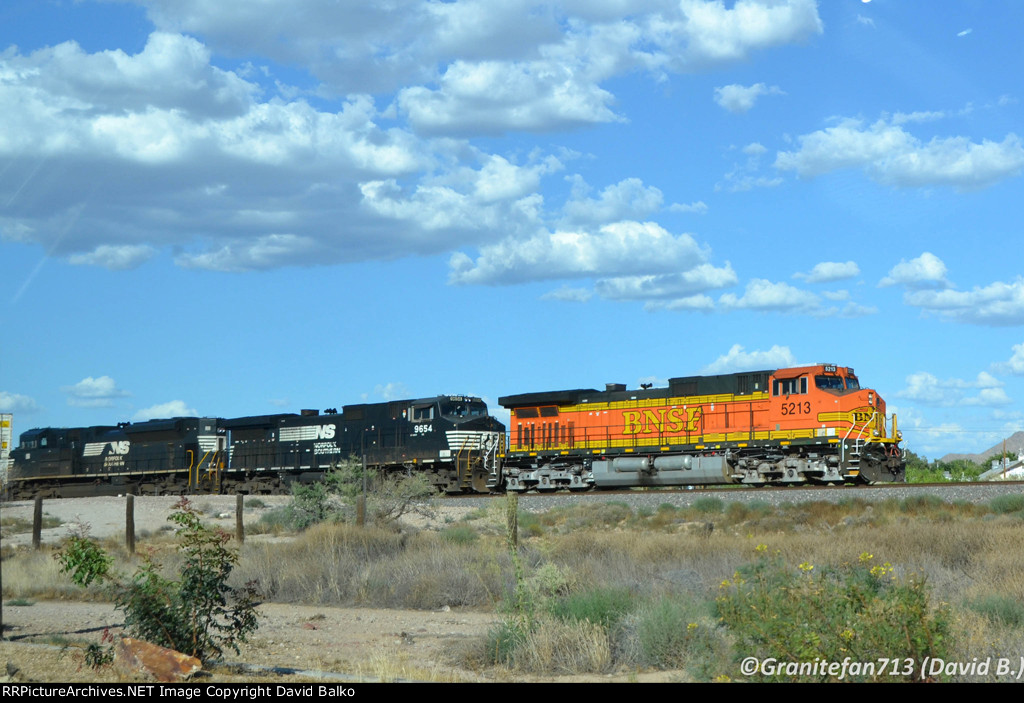 BNSF 5213
